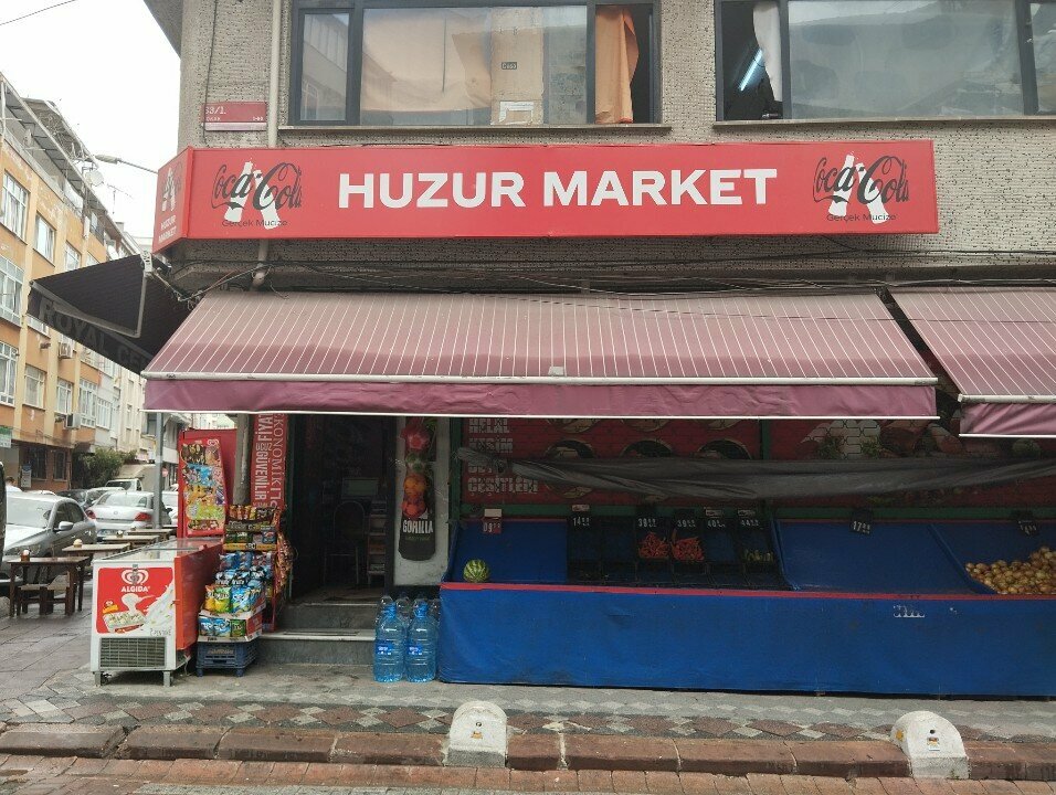Süpermarket Huzur Market, İstanbul, foto