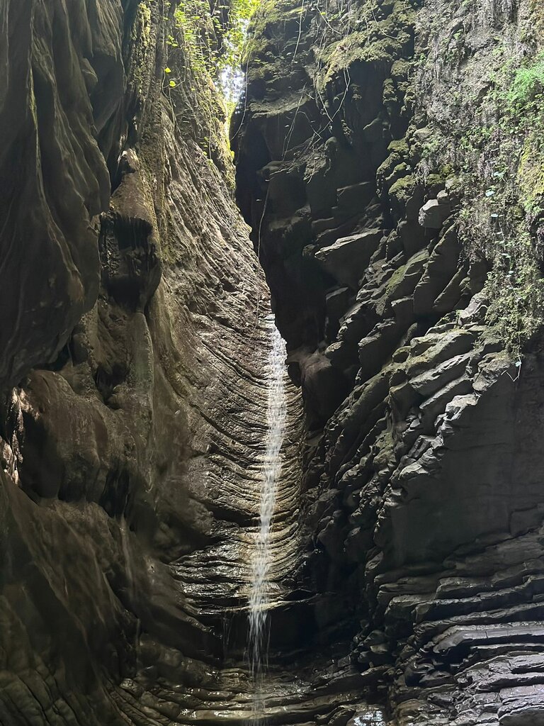 Turistik yerler Тигровая пещера, Soçi, foto