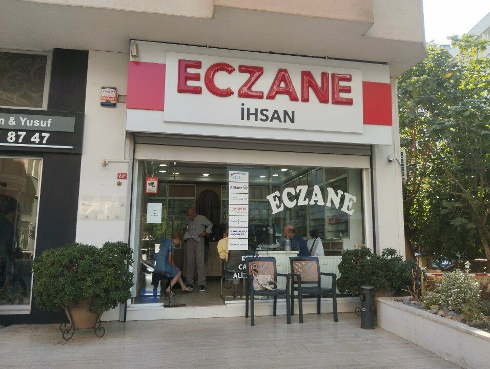 Eczaneler İhsan Eczanesi, İstanbul, foto