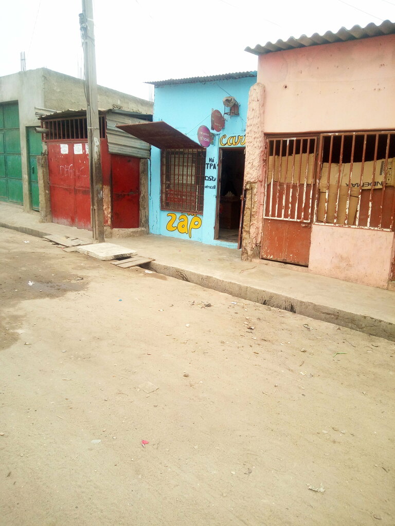 Kantin, yemekhane Vende se recargas, Loanda, foto