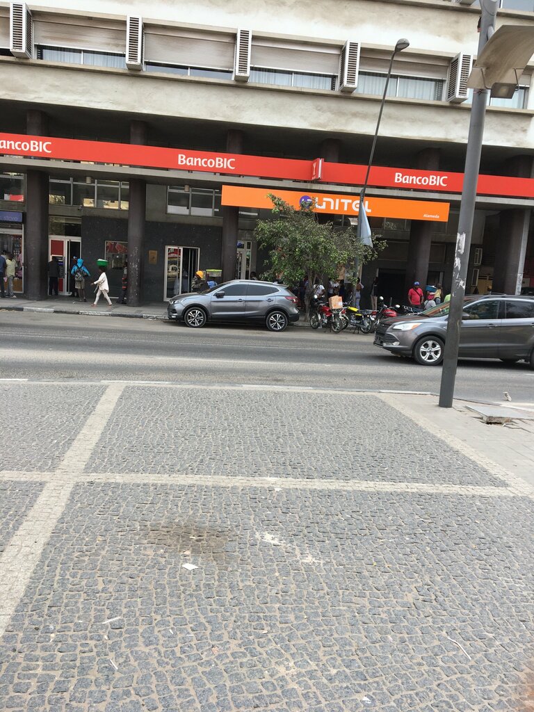 Banka Banco BIC, Loanda, foto