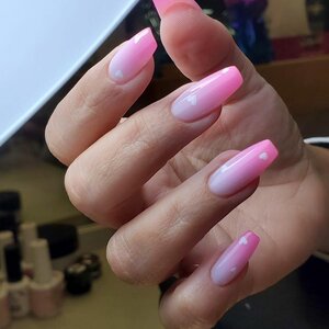 Monroe&Me Beauty Salon (Burj Al Nujoom, Downtown Dubai, Dubai), güzellik salonu  Dubai'den