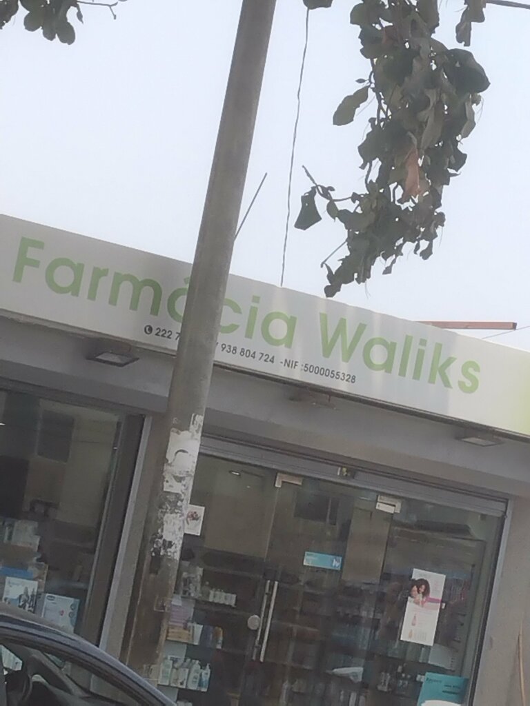 Eczaneler Farmácia Waliks, Loanda, foto