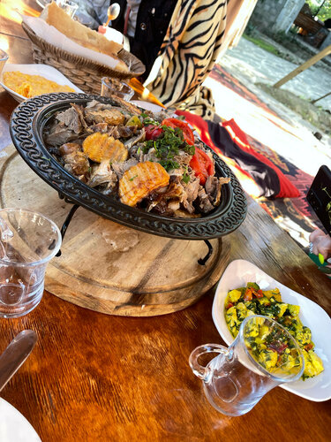 Restoran Salmanoff’s Garden, Dağıstan, foto
