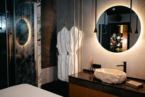 Dip SPA Room (2nd Sovetskaya Street No:4Б), masaj salonları  Saint‑Petersburg'dan