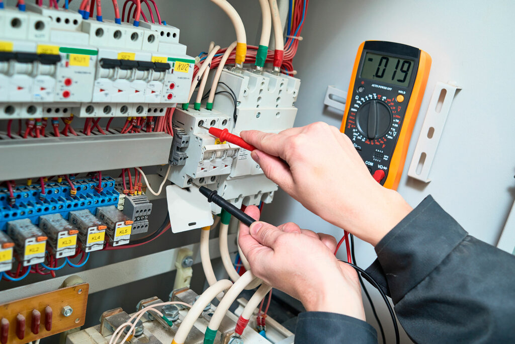 Elektrik servisi Electrician services, Novosibirsk, foto
