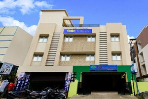 Fabhotel Green Tree Residency (State of Tamil Nadu, Chennai), otel  Chennai'den