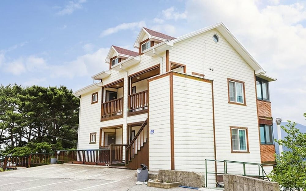 Otel Geoje Cheongsol Pension, Güney Gyeongsang İli, foto