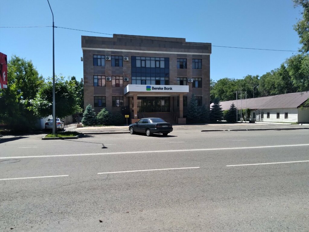 ATM'ler Bereke bank, Taldıkorgan, foto