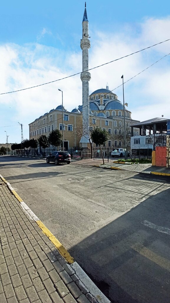 Cami Yeşilkent Merkez Cahide Yılmaz Camii, İstanbul, foto