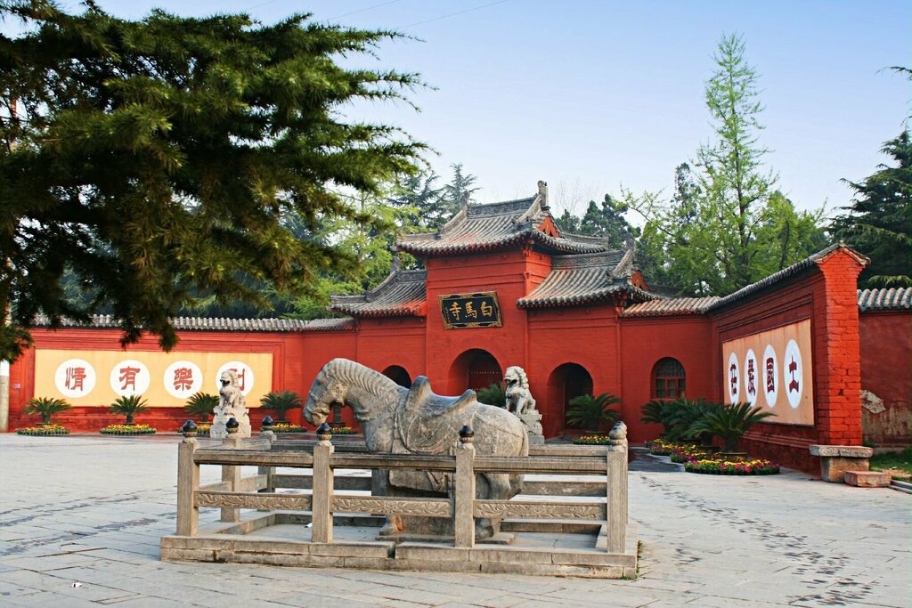 Pagoda Đền Bạch Mã, Hanoi, foto