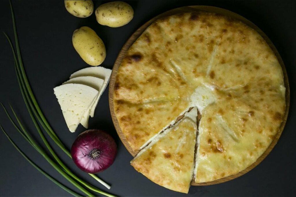 Hazır yemek teslim servisleri Осетинские пироги Сыр & Мясо, Moskova, foto
