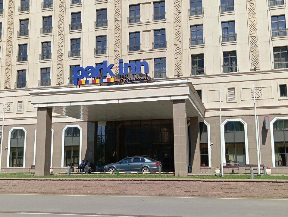 ATM'ler Nurbank, Astana, foto