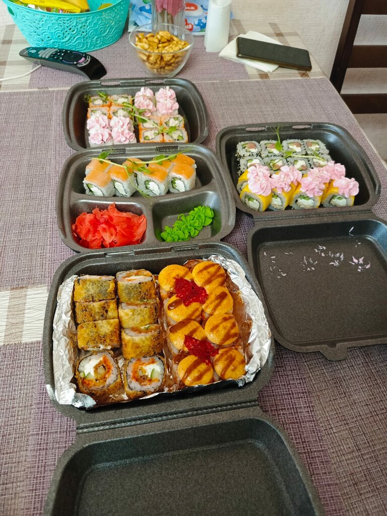 Suşi restoranı Медуза суши, Çeliabinsk, foto