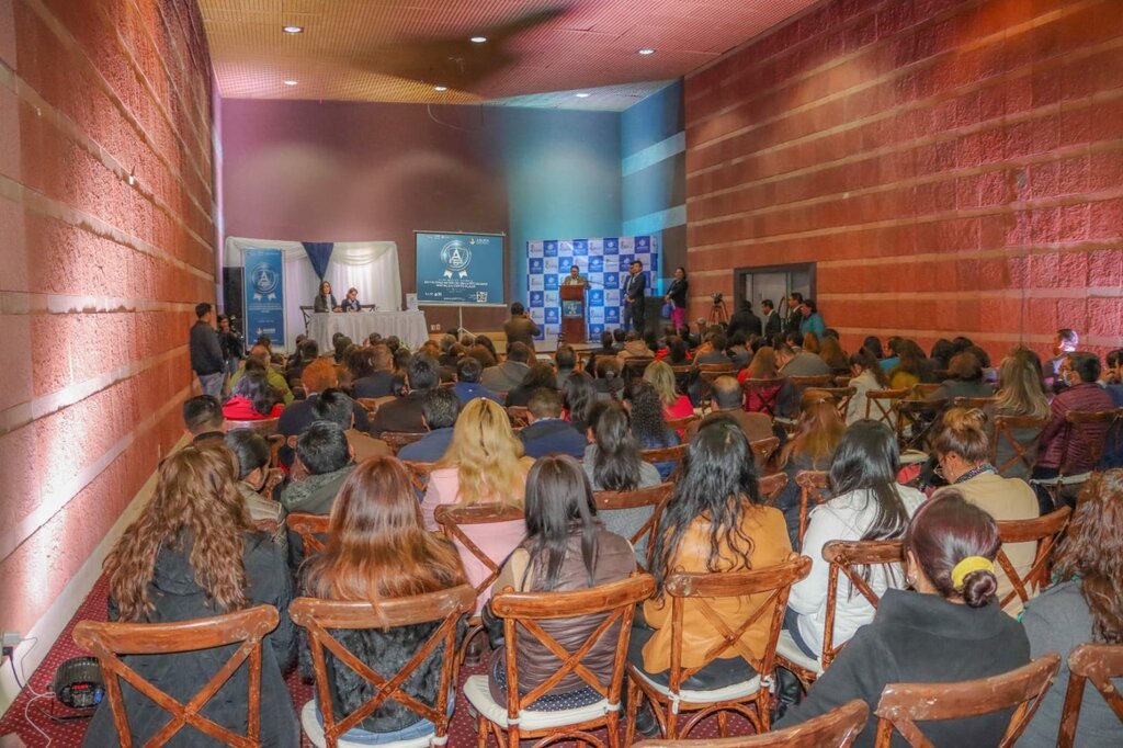 Yönetim ofisi Asuss - Short Term Social Security Supervision Authority, La Paz, foto