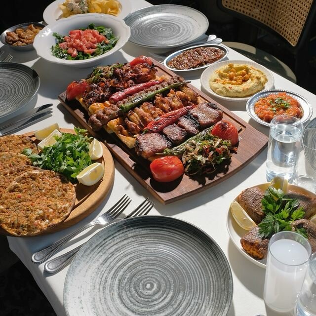 Restoran Mezzênnâ Ocakbaşı, İstanbul, foto