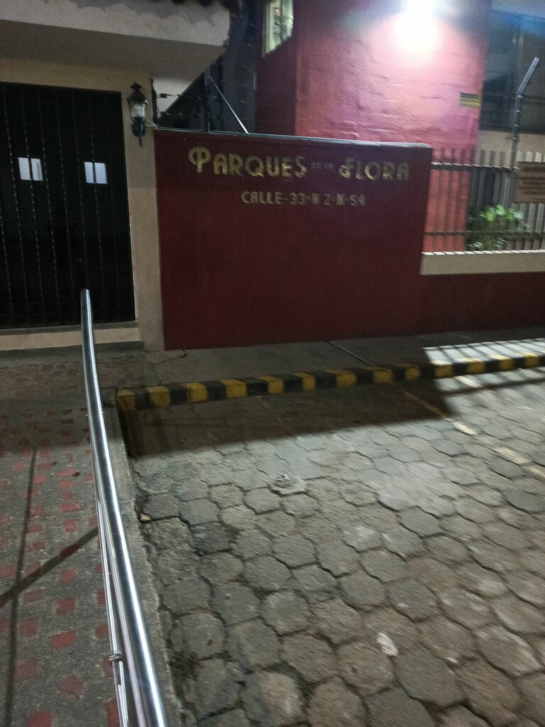 Yeni yerleşim alanlarındaki daireler Parks of La Flora 1, Cali, foto