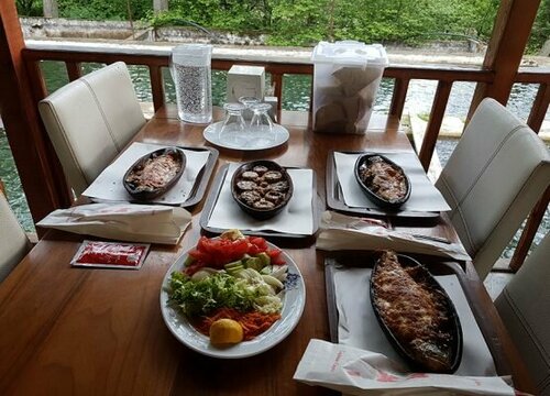 Restoran Pehlevan Alabalık ve Konaklama Tesisi, Keles, foto