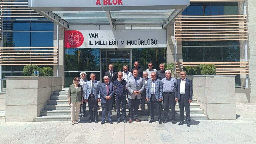 Devlet kurumları ve bakanlıklar Muradiye İlçe Milli Eğitim Müdürlüğü, Muradiye, foto