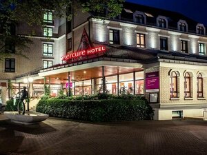 Golden Tulip Bielefeld City (Hesse, Werra-Meißner-Kreis, Waldhof, 15), otel  Bielefeld'den