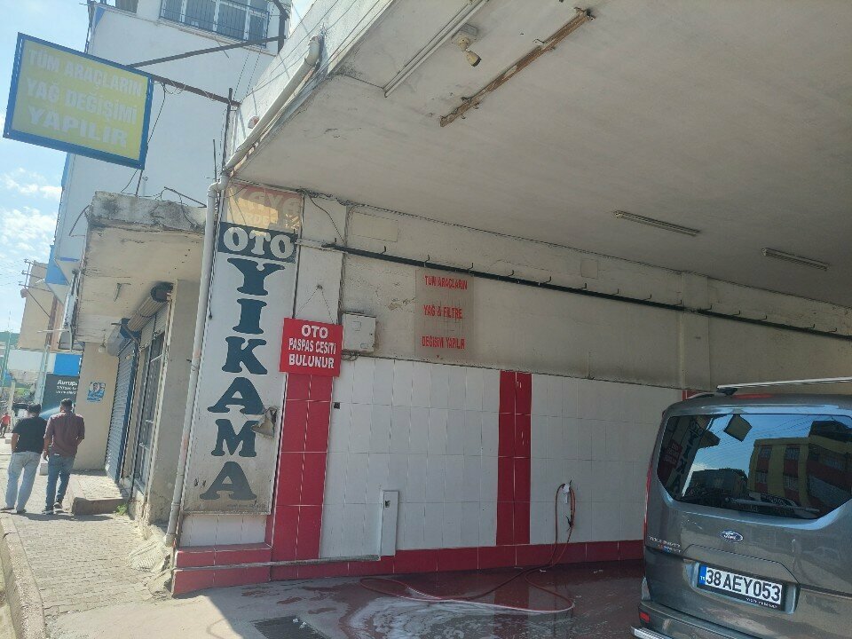 Oto yıkama Kaya Kardeşler, Adana, foto