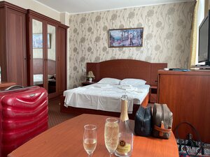 As-El (улица Ленина No:127А, посёлок городского типа Коктебель), otel  Kırım Cumhuriyeti'nden