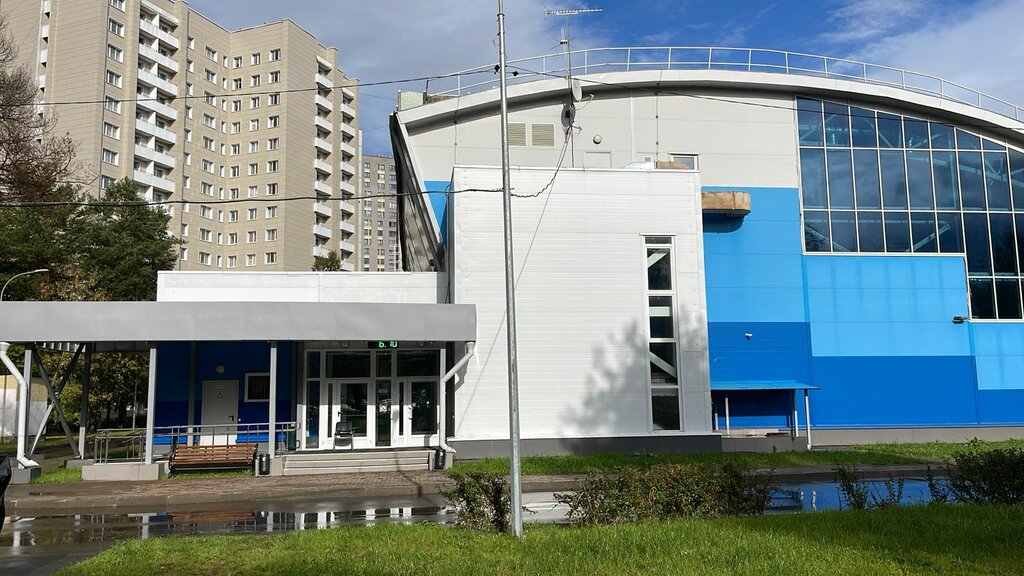 Yüzme havuzları Бассейн Мгик, Himki, foto