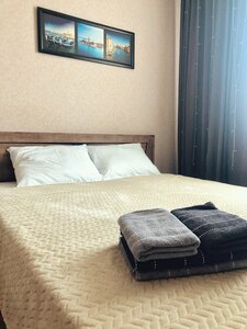 Апартаменты ЖК Озерки (Admirala Chursina Street No:4), otel  Voronej'den