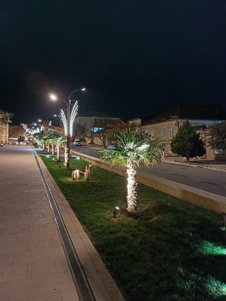 Doğa Ворота Дубары-капы Дербентской Южной крепостной стены, Derbent, foto