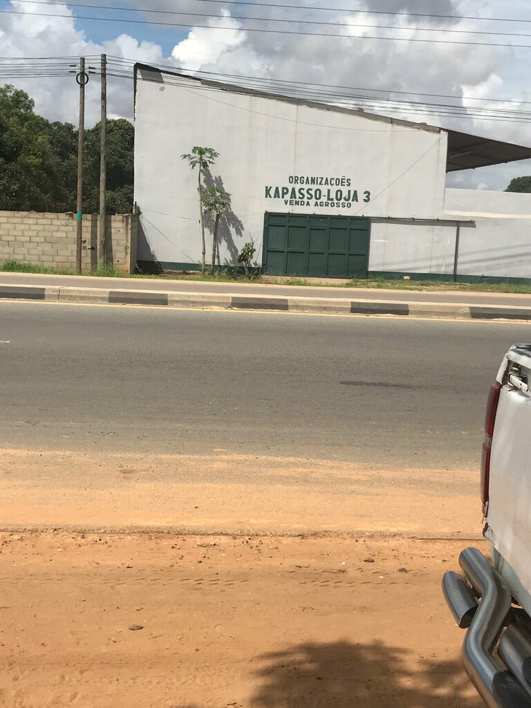 Mini-market Organizações Kapasso, Loanda, foto