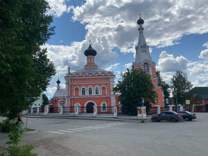 Tserkov Nikolaya Chudotvortsa V Semyonove (ulitsa Volodarskogo No:12А), ortodoks kiliseleri  Semenov'dan