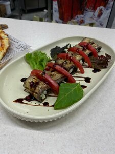 Karlson (Osetinskaya ulitsa No:126), restoran  Nalchik'ten