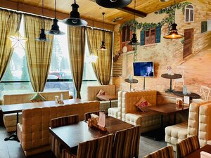 Paprika (Lenina Street No:8, Yuzhniy Microdistrict, Naro-Fominsk), kafe  Naro‑Fominsk'ten