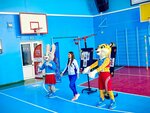 Спортивный зал (naberezhnaya imeni S.A. Orudzheva No:56), spor tesisi  Nadym'dan