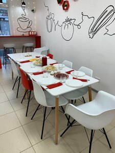 БорщЪ (Чкаловская улица No:2В, посёлок городского типа Почтовое), kafe  Kırım Cumhuriyeti'nden