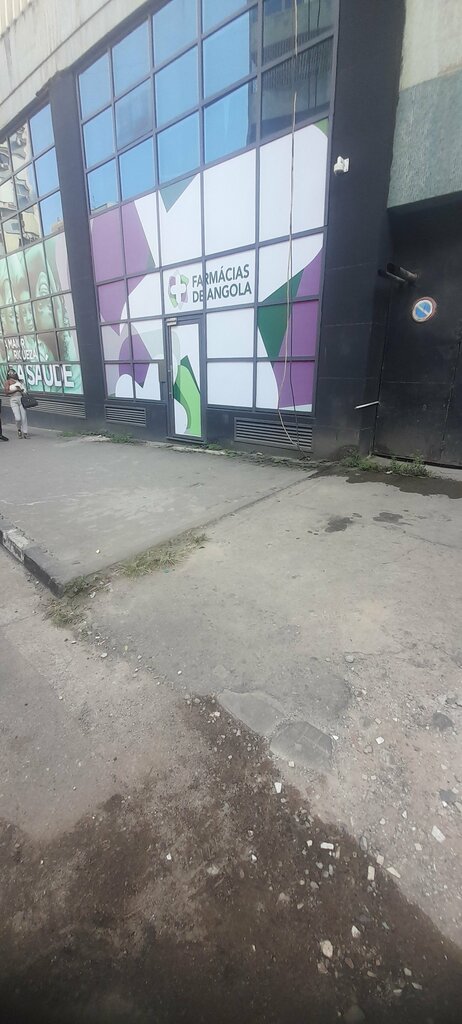 Eczaneler Farmácia, Loanda, foto