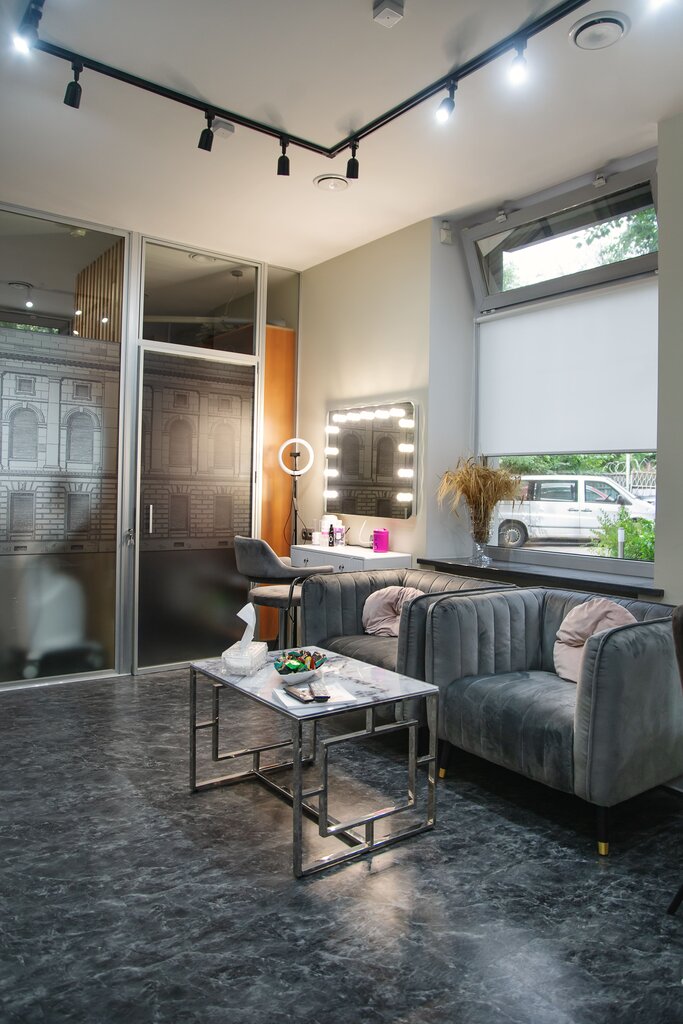 Kaş ve kirpik salonu Rii Brows, Moskova, foto