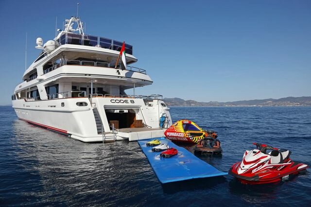 Tekne, kayık, yat Fortune Fleet, Dubai, foto