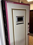 Doors monitor (Brattsevskaya Street No:12, Putilkovo Village), kapılar  Moskova ve Moskovskaya oblastından