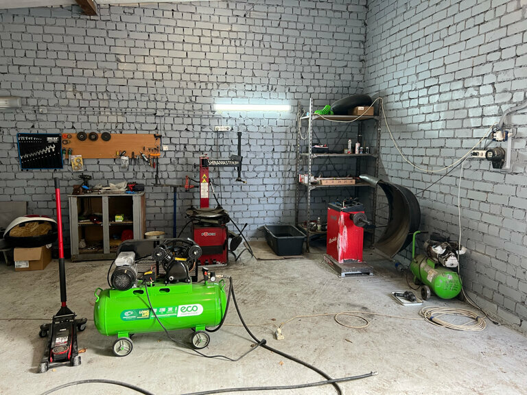Otomobil servisi Автосервис, автотехцентр, Minskaya oblastı, foto