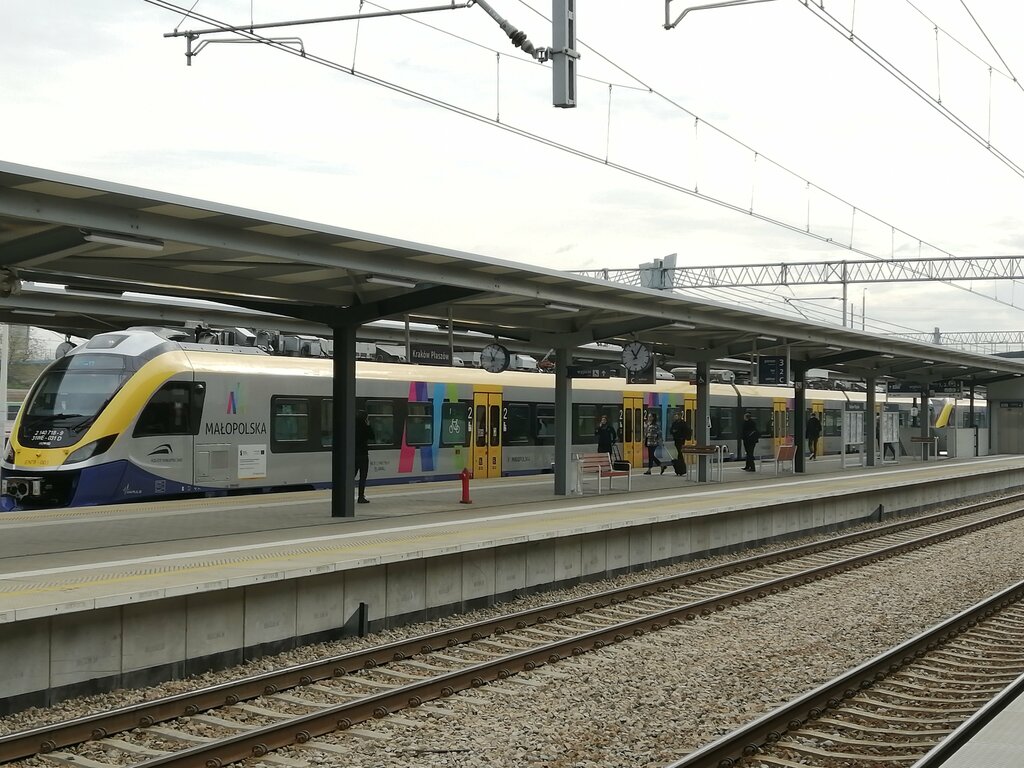 Tren istasyonu stacja Kraków Płaszów, Krakow, foto