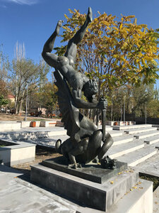Genre sculpture (Yerevan, Shahumyan 1st Street), park, sokak heykeli  Erivan'dan