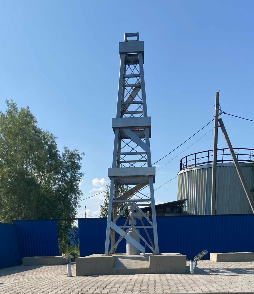 Anıt, heykel Скважина Р-1, Hantı‑Mansi Özerk Okrugu, foto