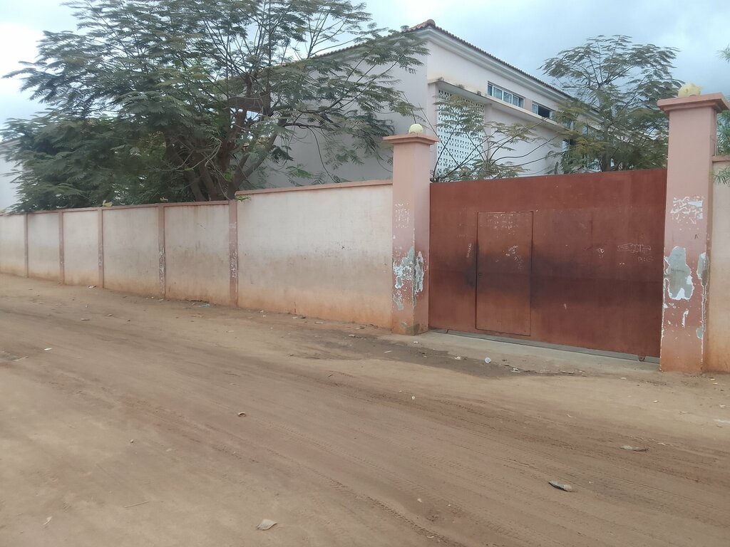 Ortaokul Escola Nova, Ensino Primário, Iº e IIº Cíclo, Loanda, foto