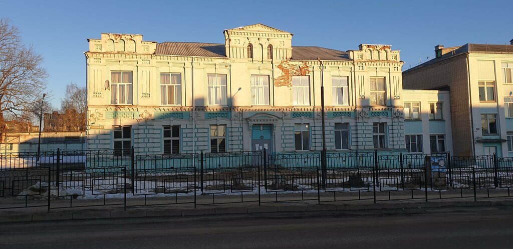 Ortaokul Shkola № 007, srednyaya im. Geroya Sovetskogo Soyuza B.S. Levina, Roslavl, foto