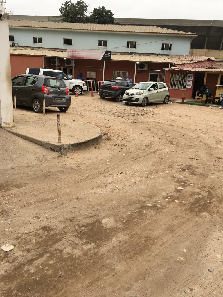 Sosyal yardım kuruluşları Posto de Identificação, Loanda, foto