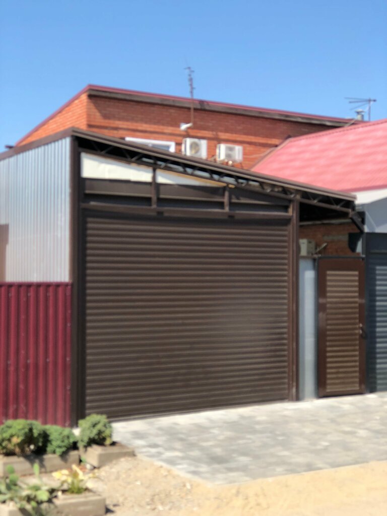 Otomobil servisi Custom Garage, Krasnodar, foto