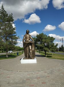 Хлеб-соль (gorodskoy okrug Volgograd, Dzerzhinskiy City Administrative District), park, sokak heykeli  Volgograd'dan