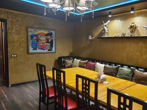 Khinkali № 1 (Ilmenskaya Street No:8), restoran  Yakutsk'tan