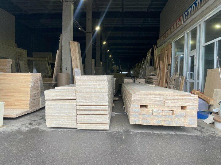 Kereste üretim ve satış şirketleri Istair, Moskova, foto